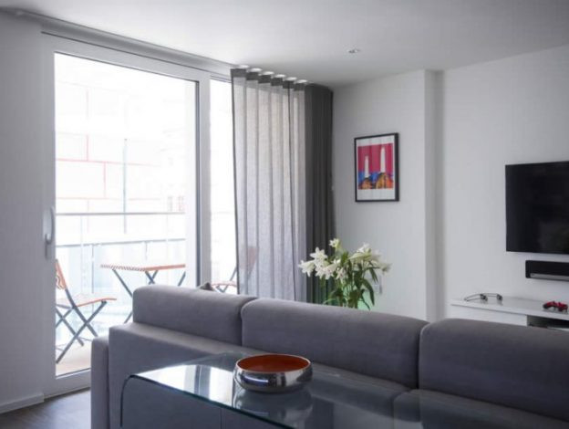 Curtain on Wave Track - London Curtains | Made to Measure Blinds ...
