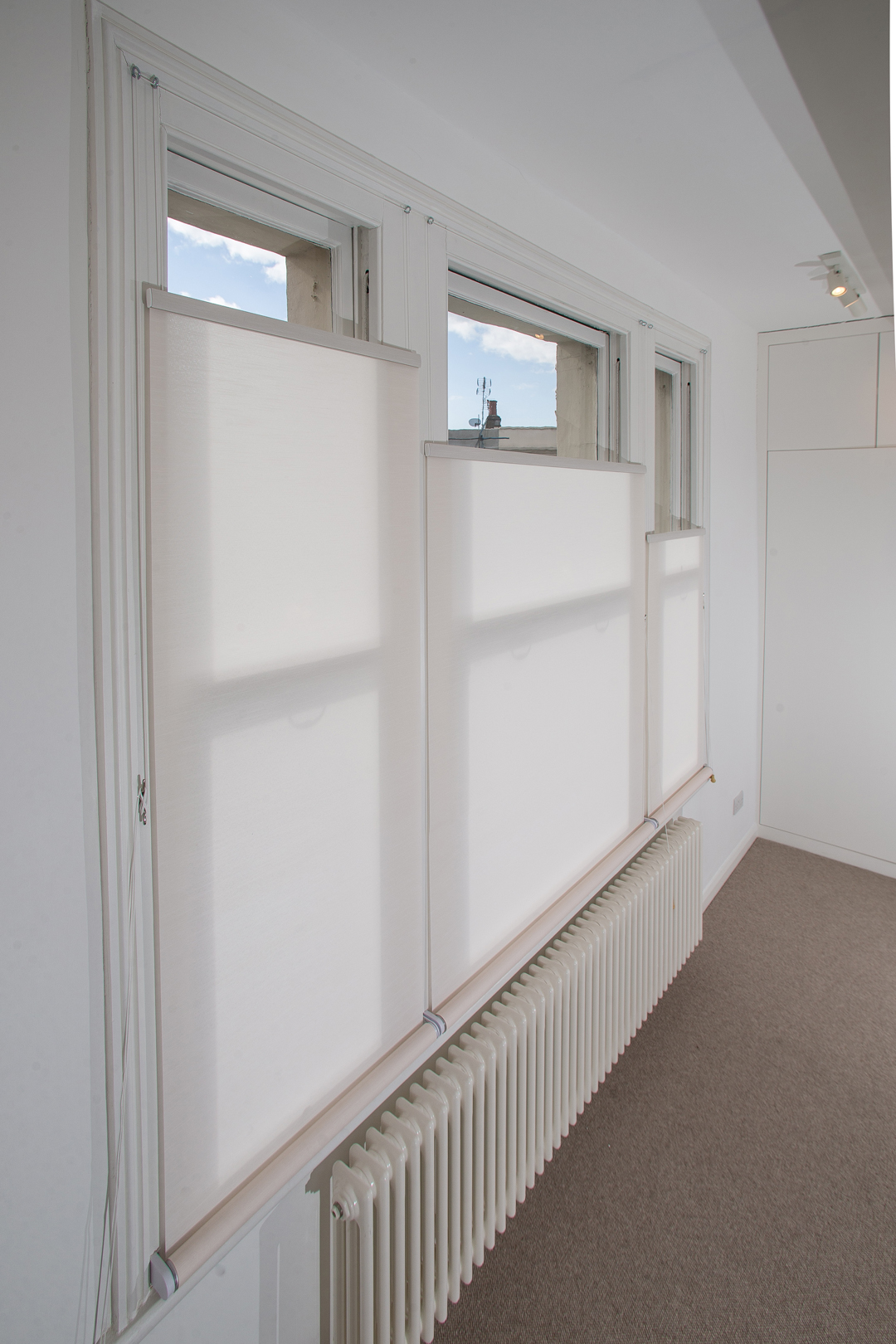 Bottom Up Blinds, UK | Top-Down Pull-Up Roller Blinds